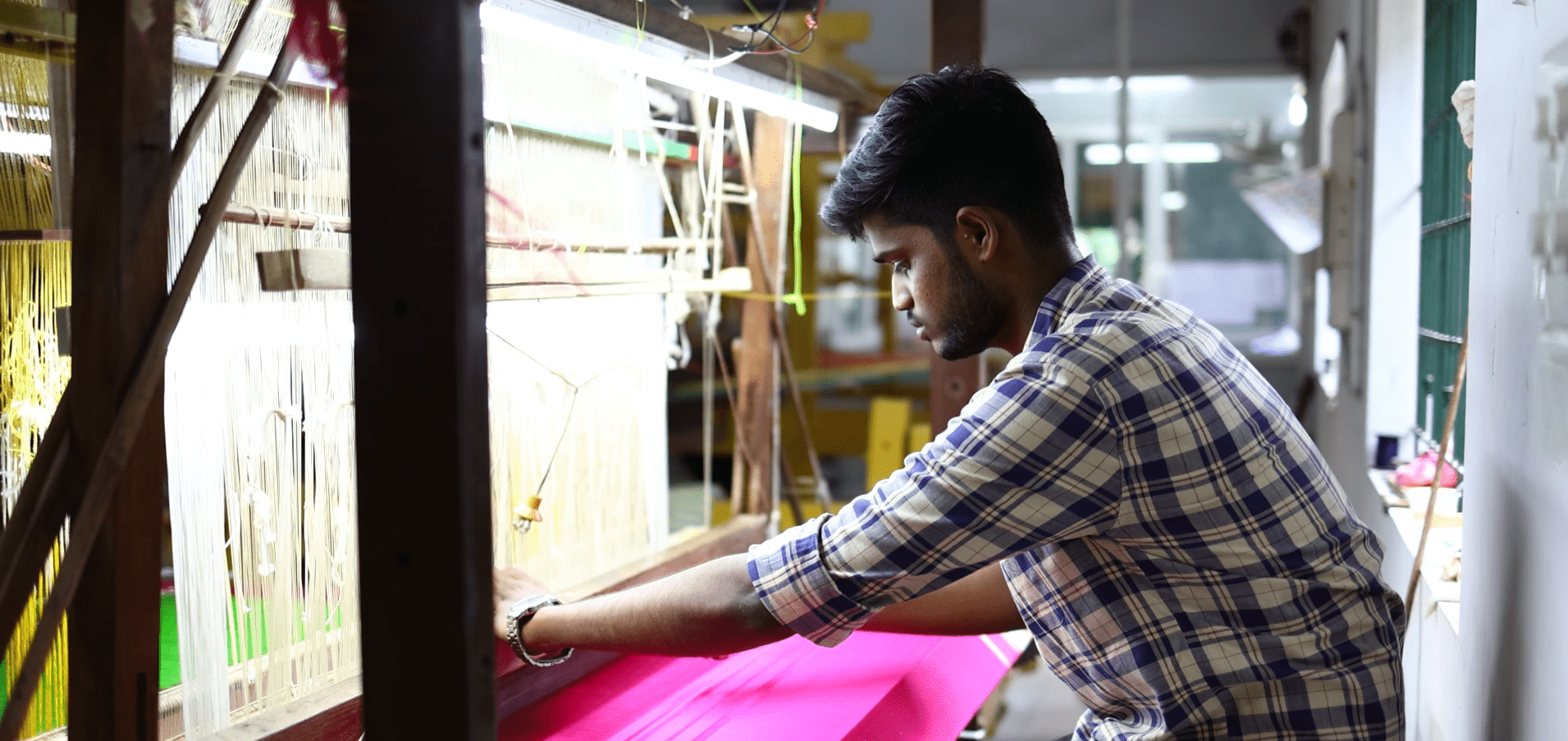 Improved handlooms and semi automatic looms – Indian Institute of ...